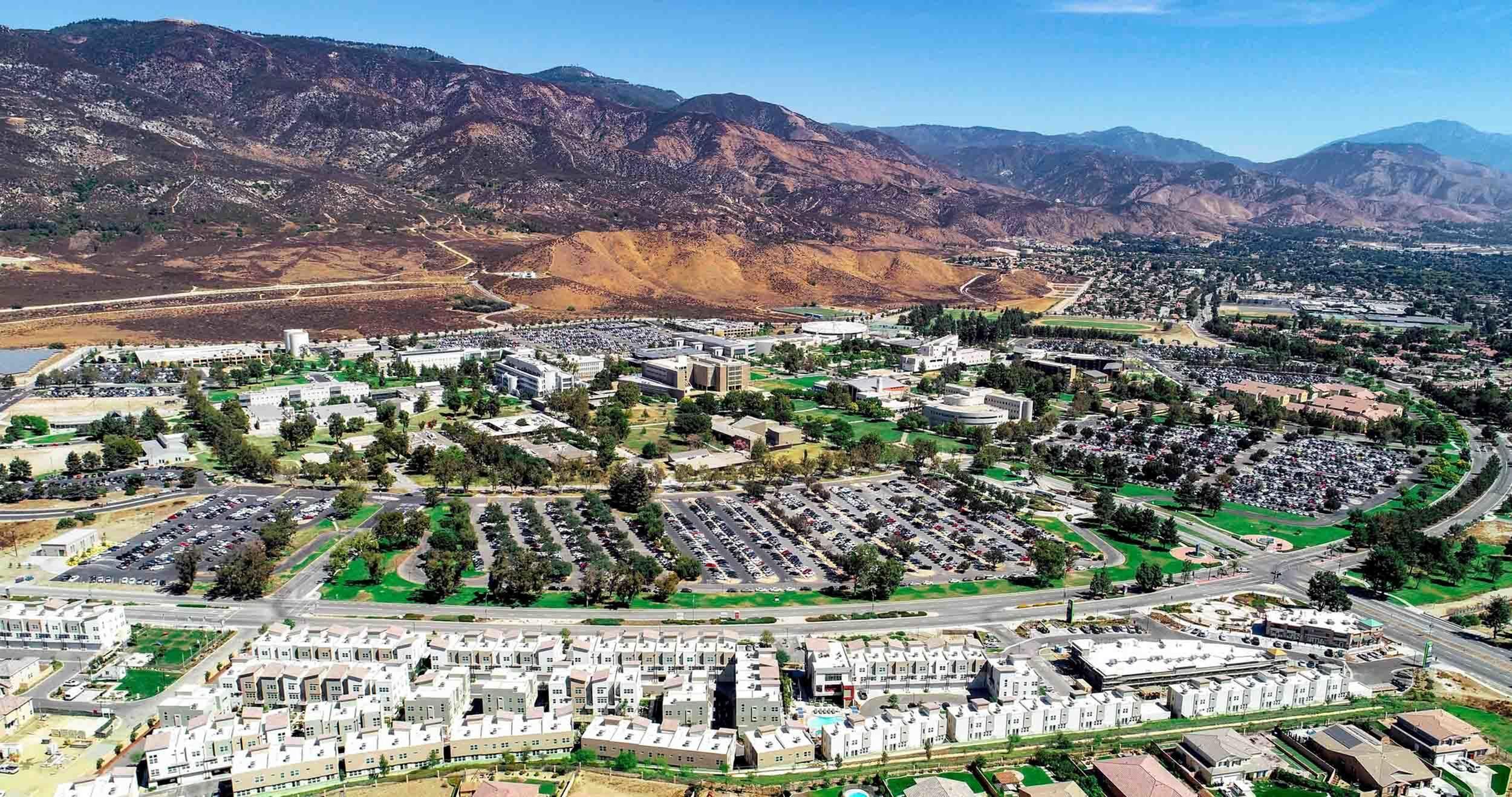 View Photos & Take A Virtual Tour | The Glen