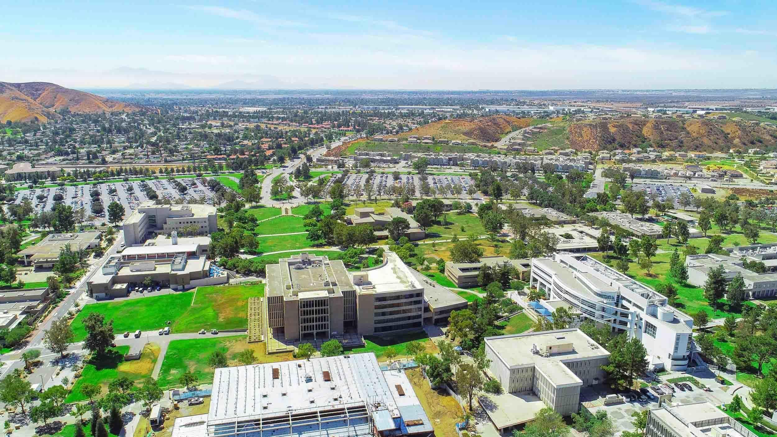 View Photos & Take A Virtual Tour | The Glen