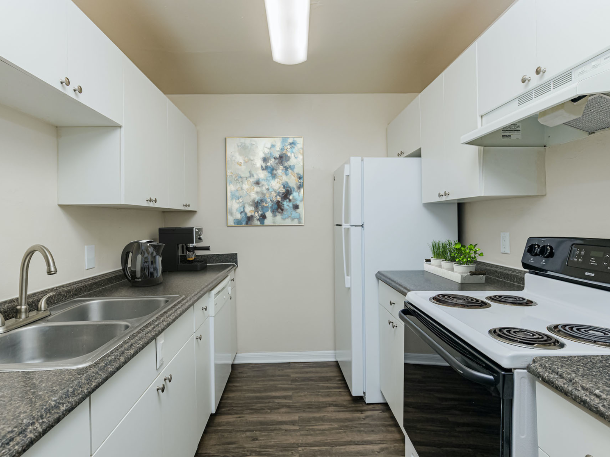 View Photos | Spanish Trace