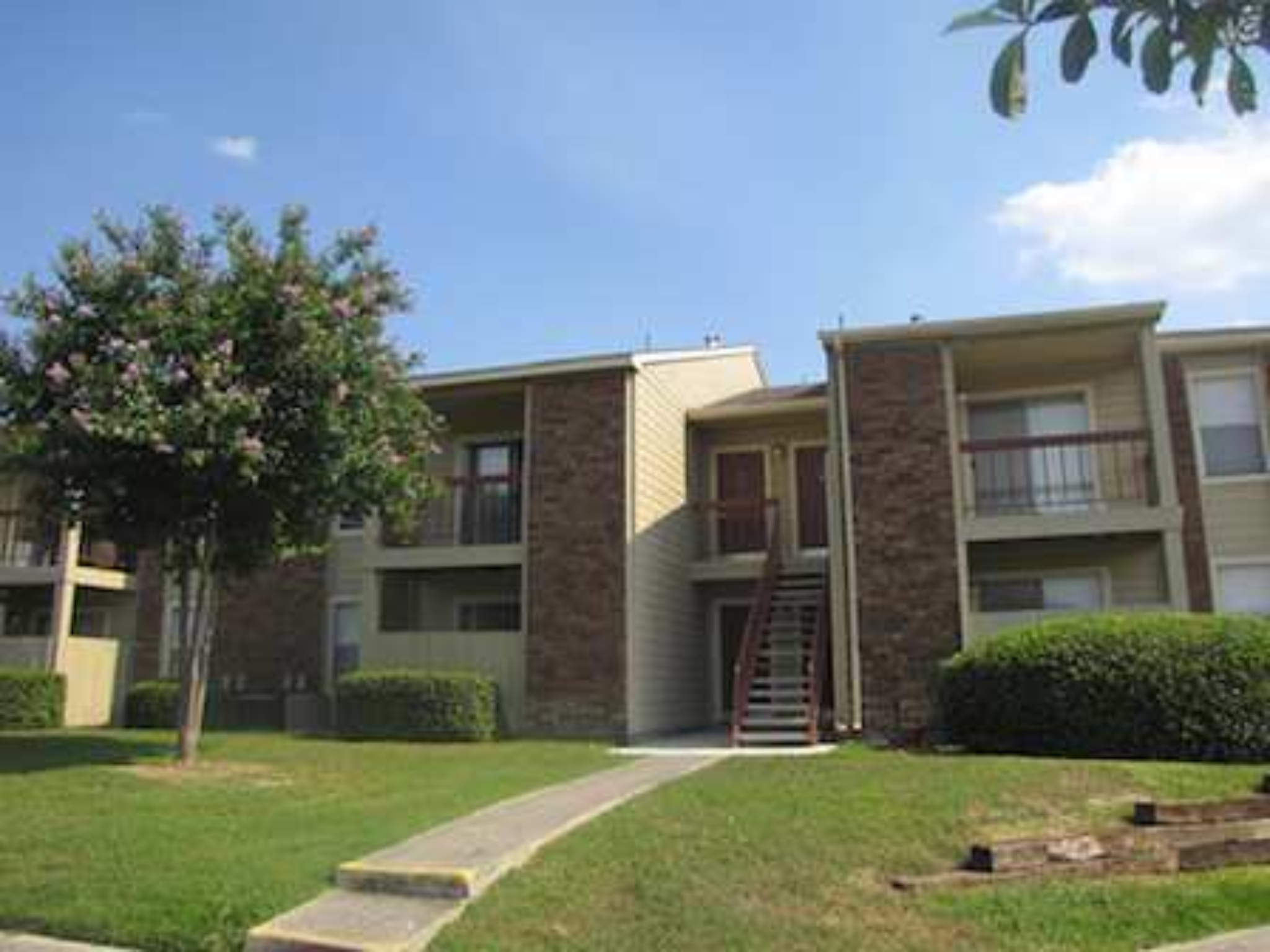 View Photos | Riverstone Apartments