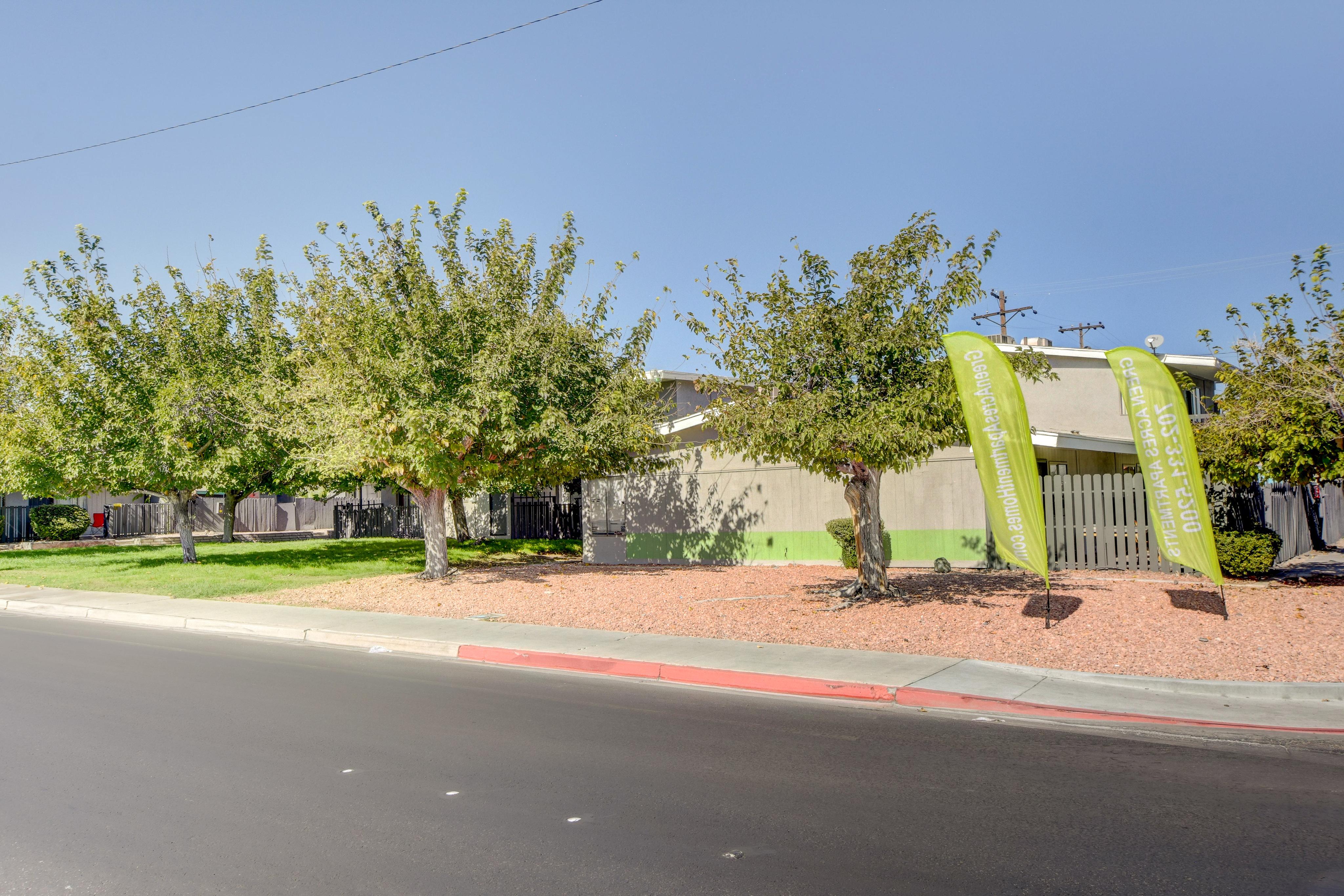 View Photos | Green Acres