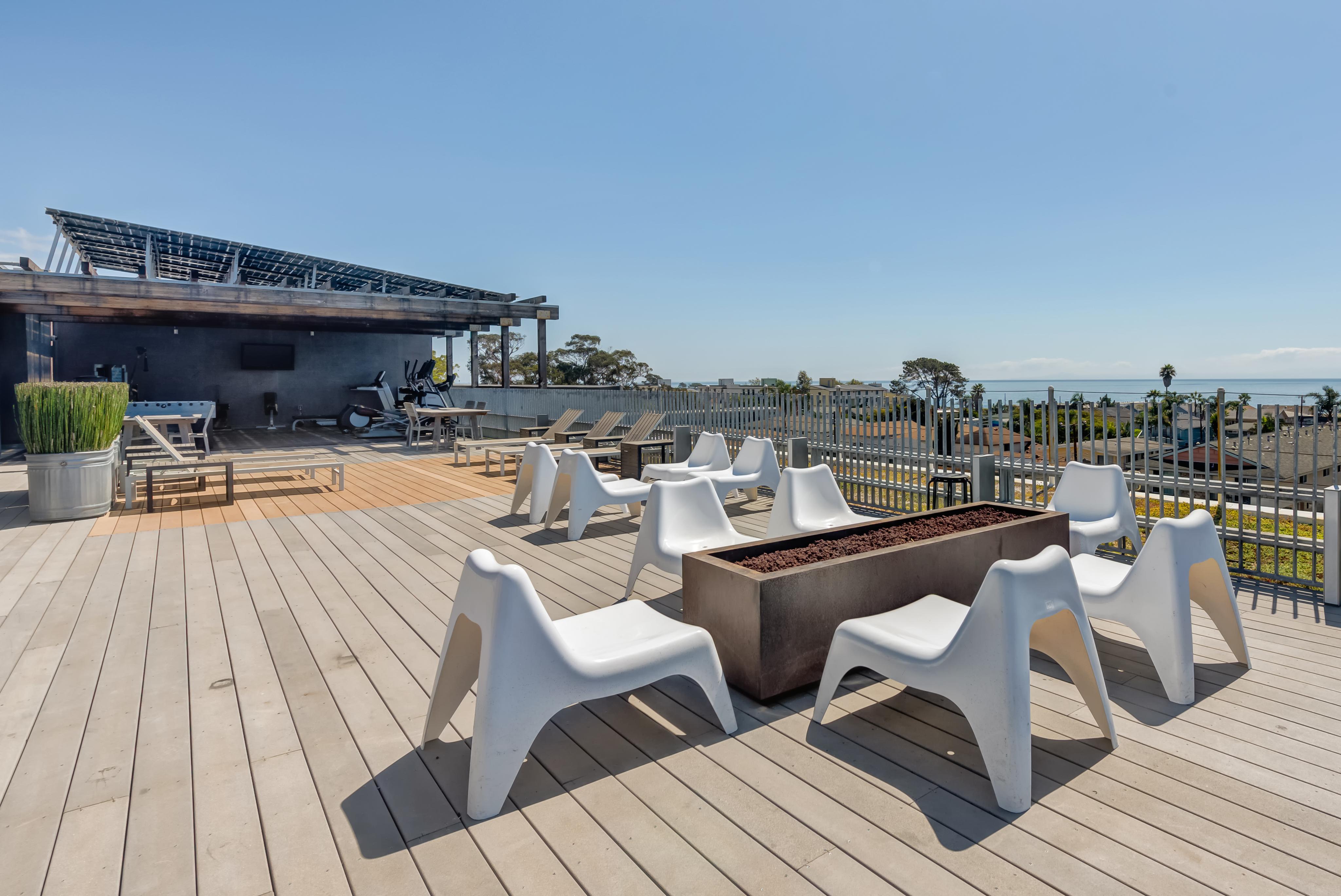 View Photos & Take A Virtual Tour | The Loop