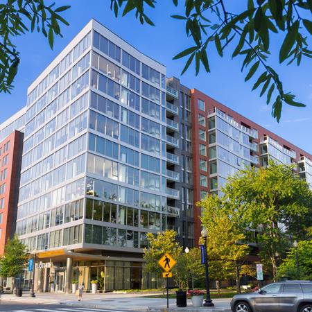 View Photos & Take A Virtual Tour | Eliot on 4th