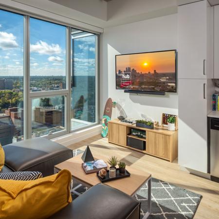 View Photos & Take A Virtual Tour | Hub Minneapolis