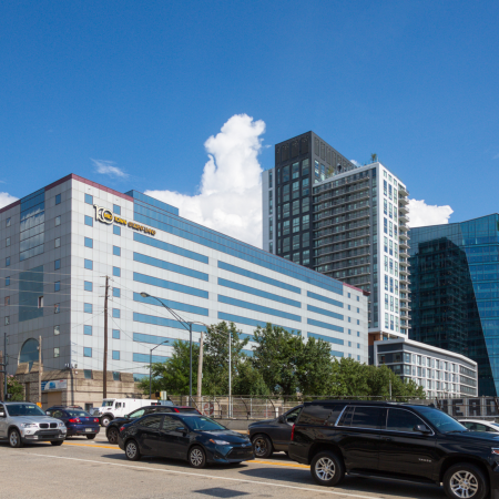 View Photos | 100 Midtown