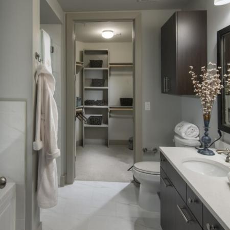Best Luxury Apartments Houston Galleria | Hanover Post Oak