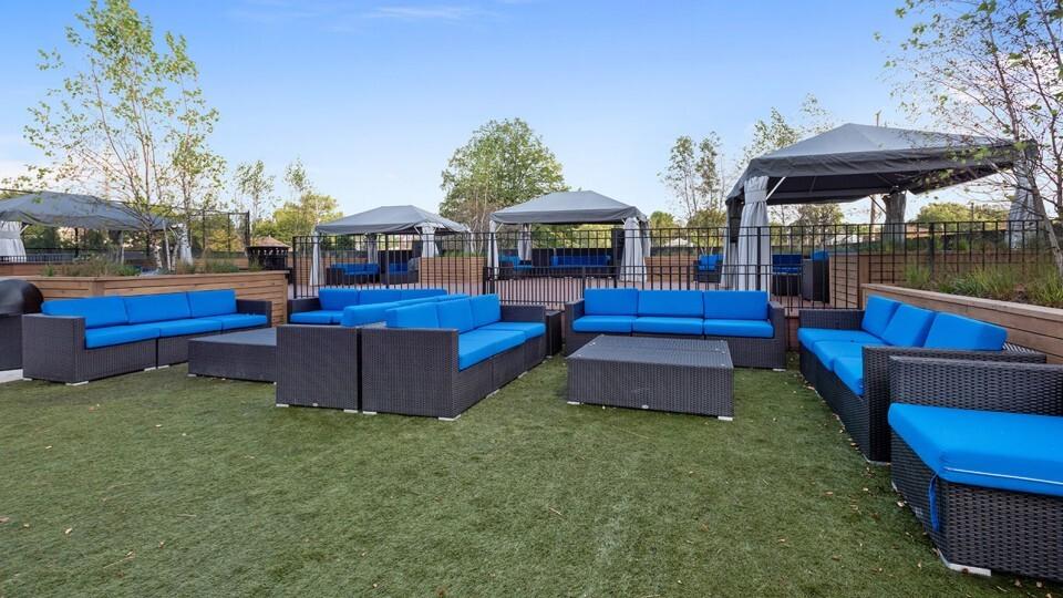 Beautiful Photos | ReNew Wheaton Center | Apartments in Wheaton IL