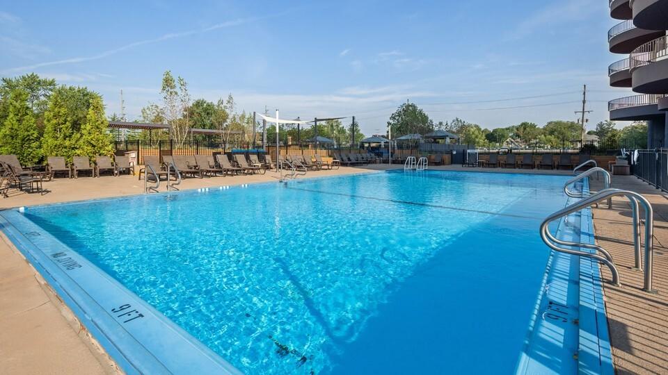 Beautiful Photos | ReNew Wheaton Center | Apartments in Wheaton IL