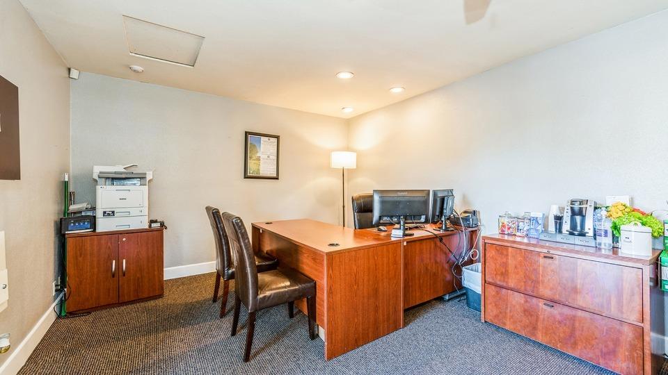 Community Photos | ReNew Summit Apartment Homes for Rent in Alpine CA 91901