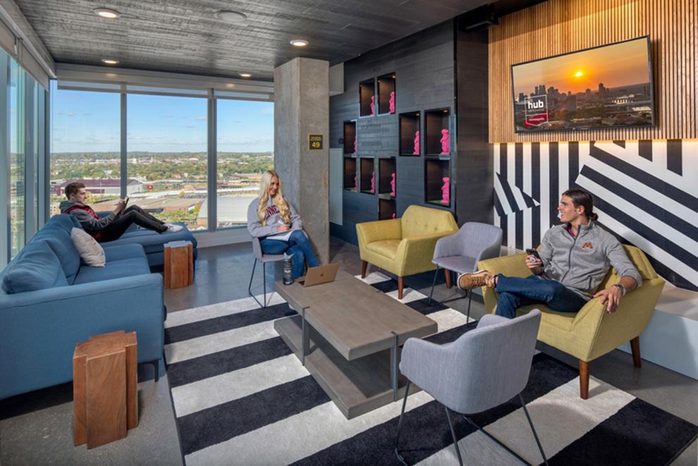 View Photos & Take A Virtual Tour | Hub Minneapolis