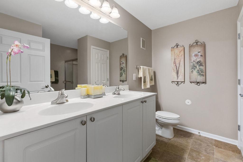 View Photos & Take A Virtual Tour | Marble Cliff Commons