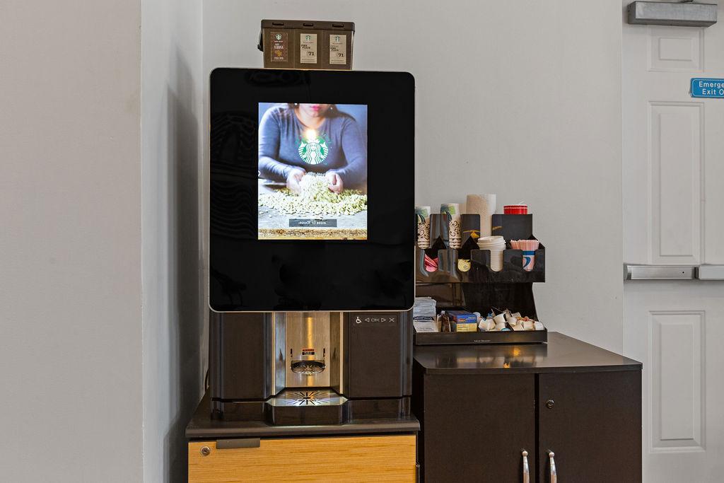 View Photos & Take A Virtual Tour | Marble Cliff Commons