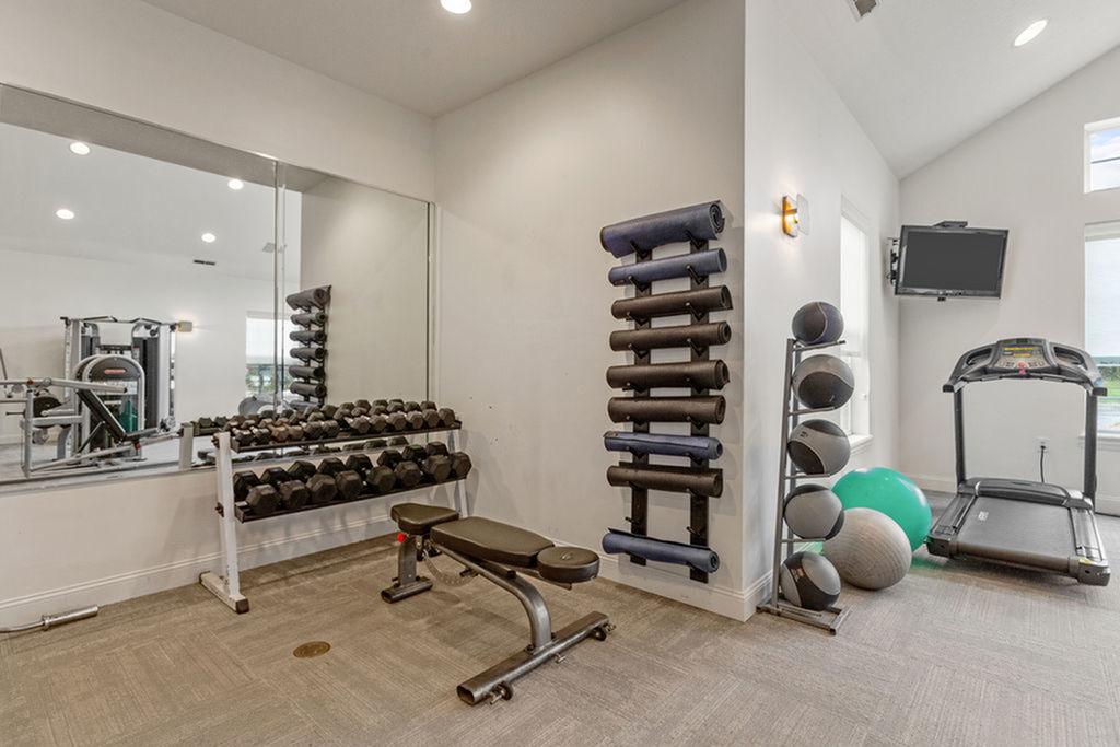 View Photos & Take A Virtual Tour | Marble Cliff Commons